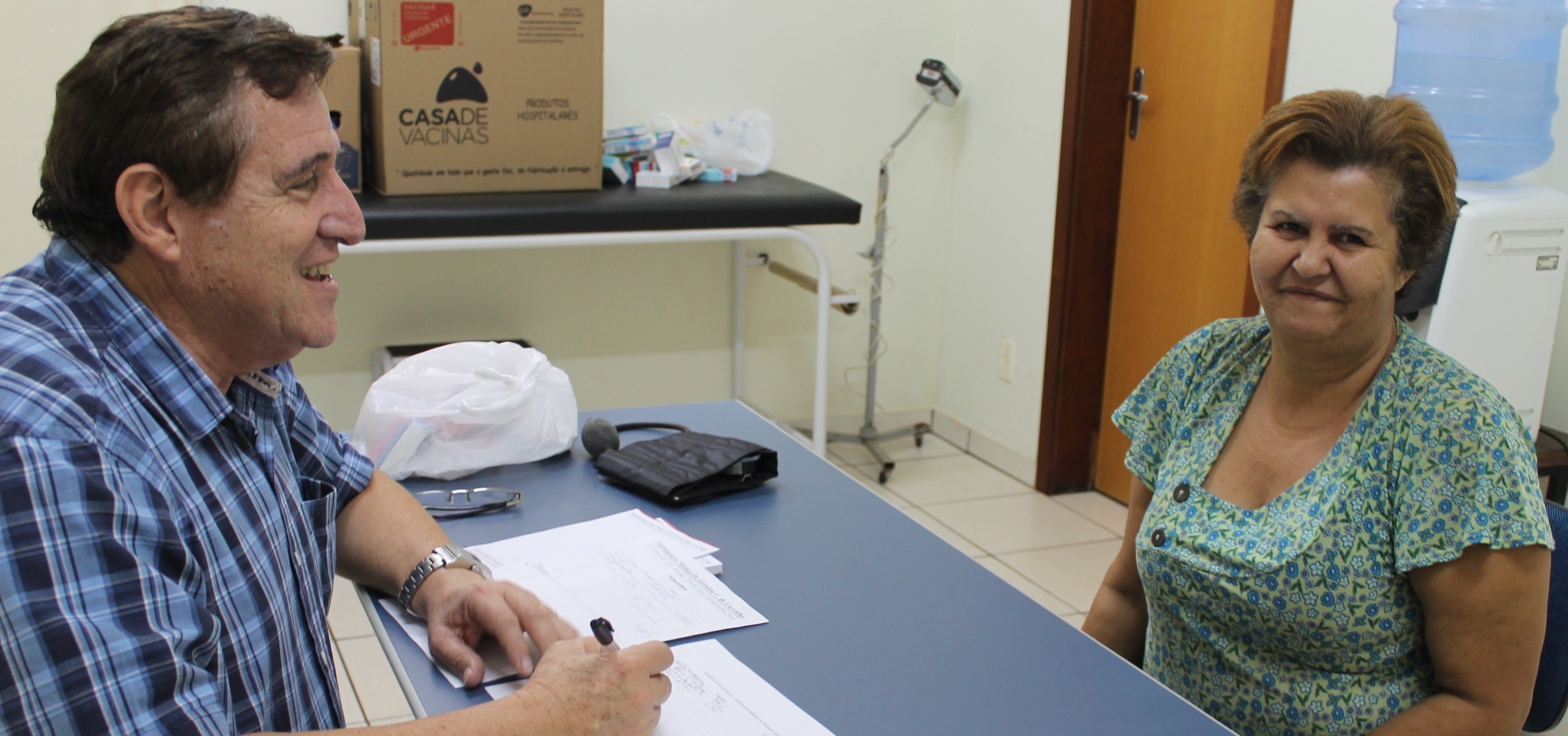 Jorge Parada é médico voluntário há 30 anos - Rede PT